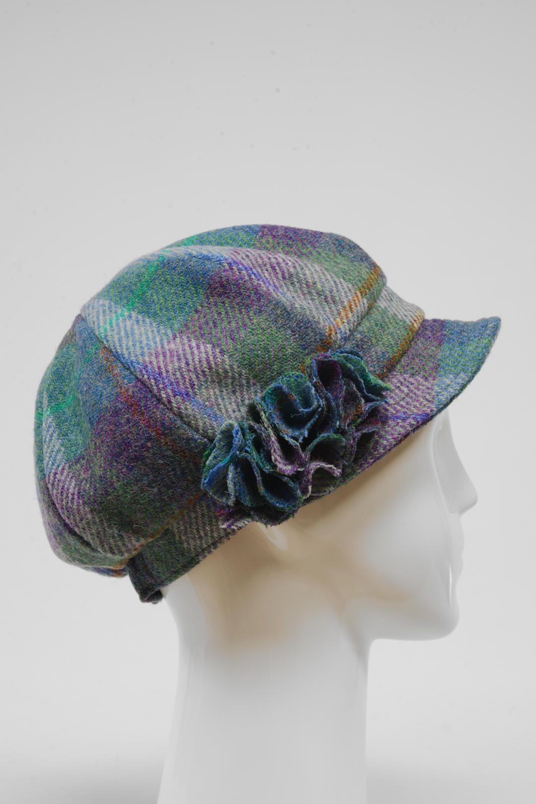 Harris Tweed Ladies Flower Hat (HW) A0173 – Harris Tweed Isle of Harris